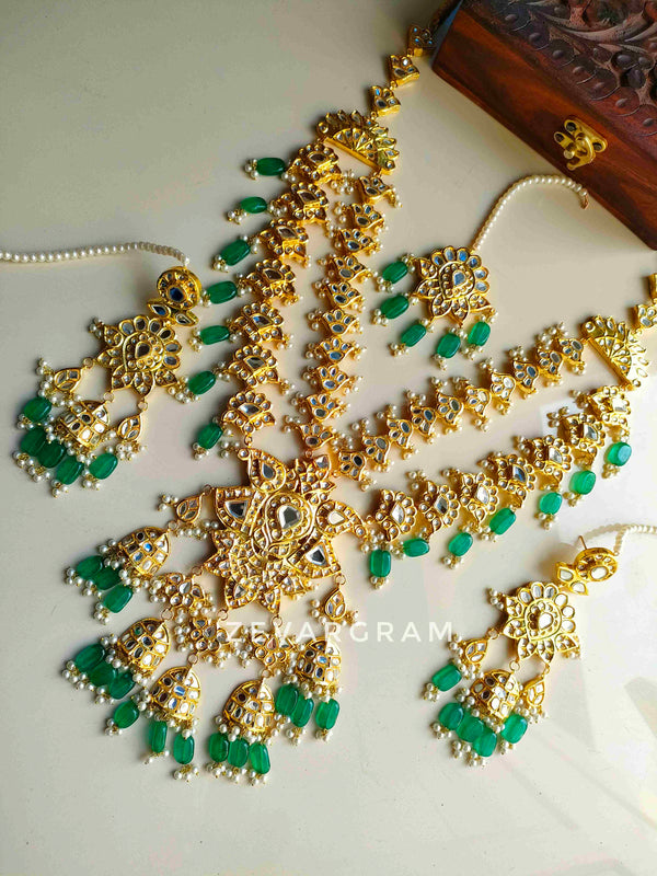 SHIZZA EMARLD – zevargram